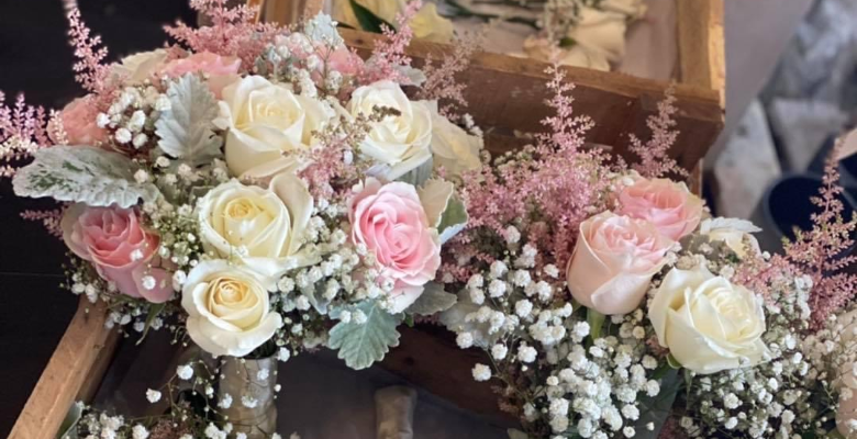 Flower Shack Florist Knottingley Order Online 01977 662125
